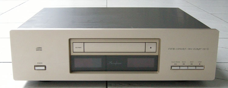 Accuphase-DP-55